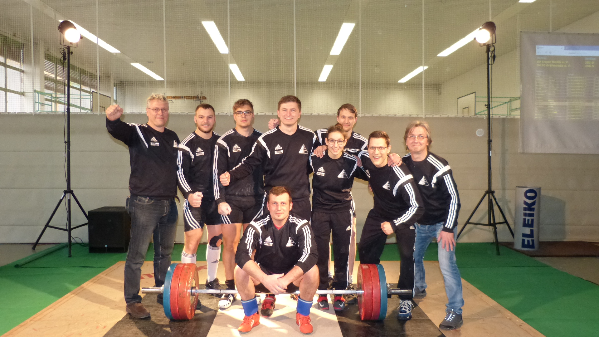 SV 90 siegt nach dramatischem Kampf in der Hauptstadt und holt das ...